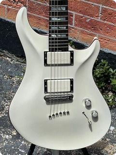 Warrior Guitars Gabriel 2005 Pearl White Guitar For Sale Guitarbroker