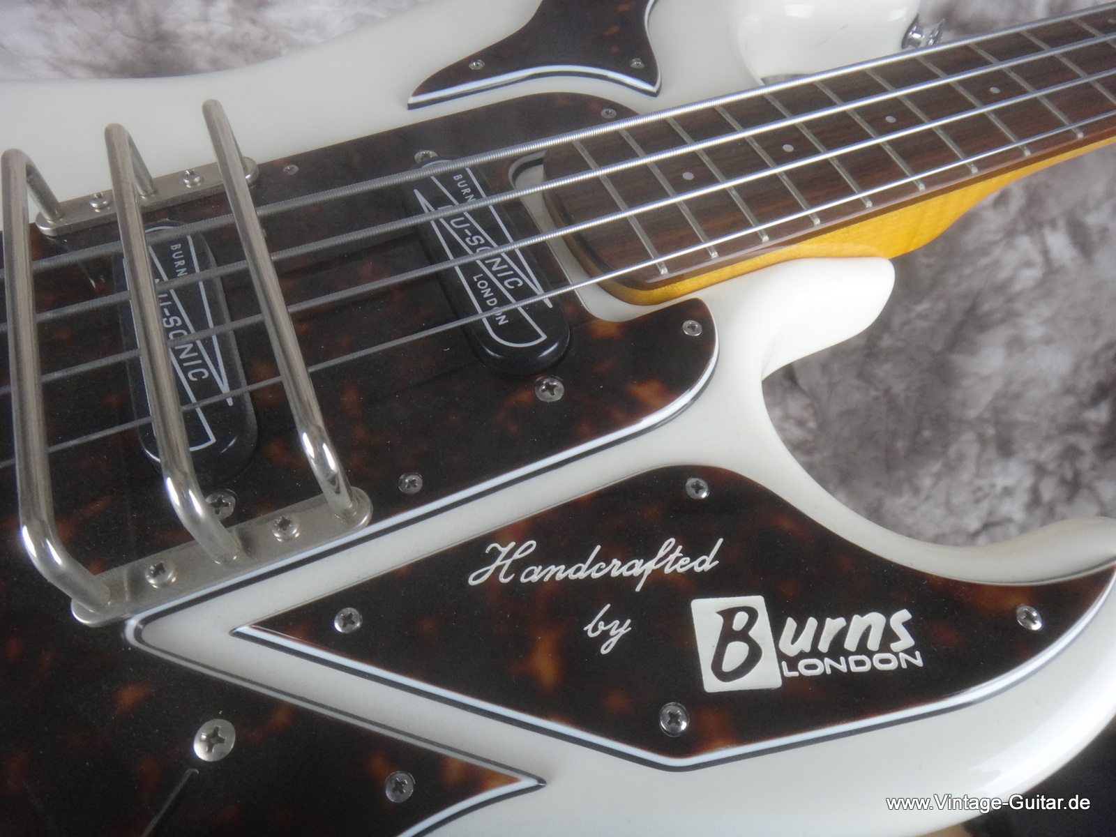 Burns John Rostill Shadows Bass 1964 2008 White Bass For Sale Vintage ...