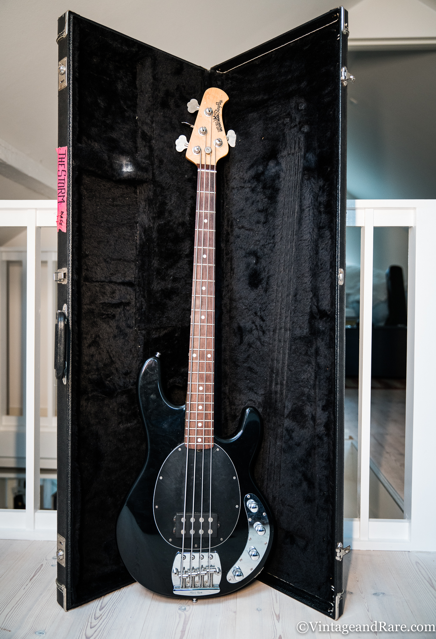 Earnie Ball Music Man Sting Ray 1990's Black Bass For Sale The Official ... Earnie Ball Music Man Sting Ray 1990's Black Bass For Sale The Official ...