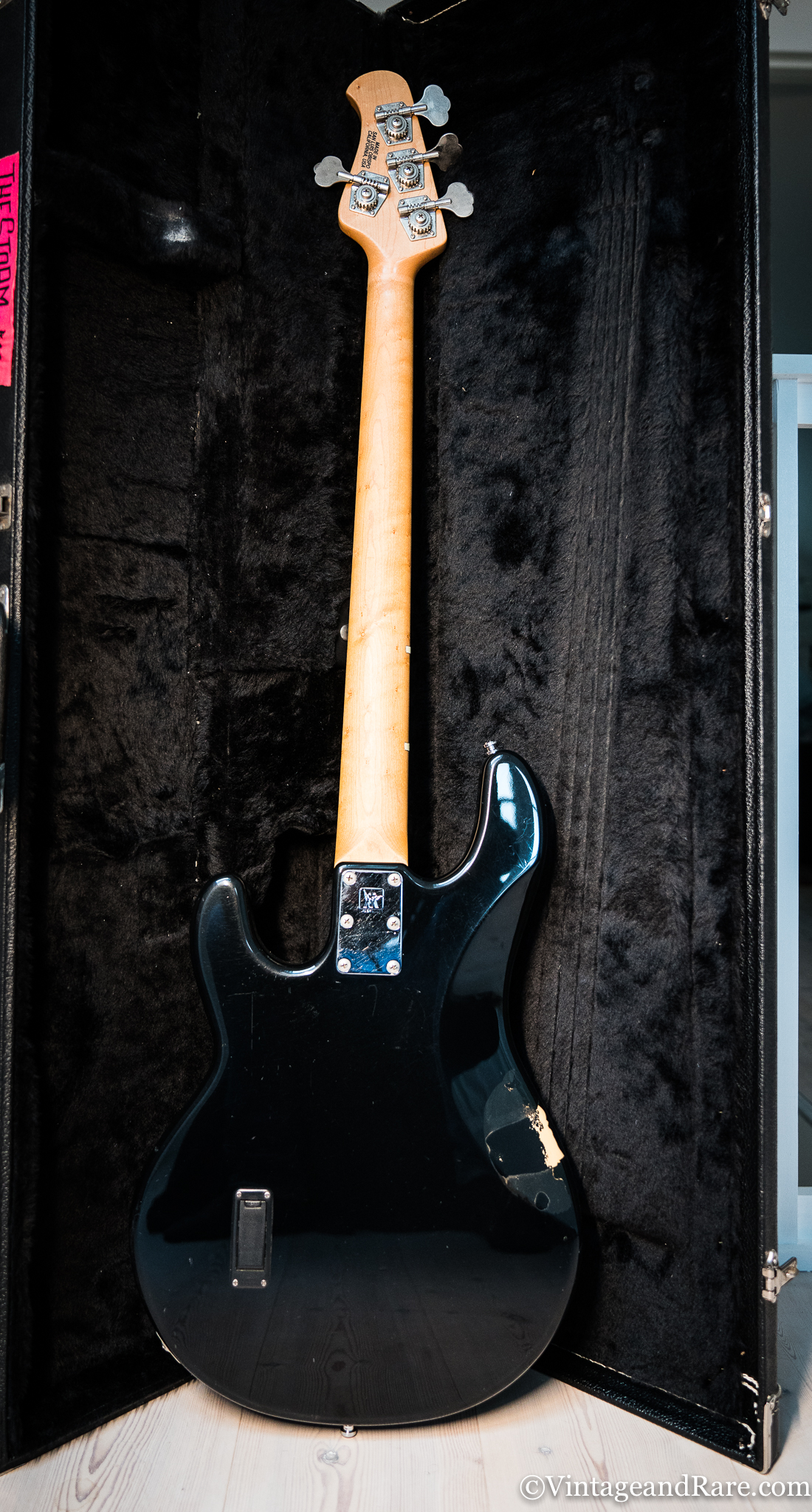 Earnie Ball Music Man Sting Ray 1990's Black Bass For Sale The Official ... Earnie Ball Music Man Sting Ray 1990's Black Bass For Sale The Official ...
